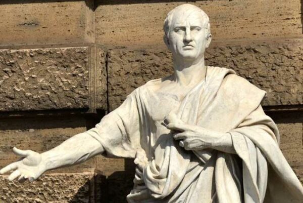 Revue Éléments - Accomplir ses devoirs, la tâche de l'homme honnête Revue Éléments - Accomplir ses devoirs, la tâche de l'homme honnête